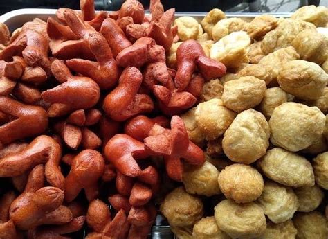 ร้าน ลูกชิ้นนอนกิน ขนมปังปิ้ง เฟร้นฟราย์เจ๊ซี่ หมีเบอร์เร่อ รีวิว