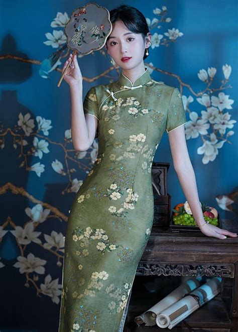 Sườn Xám Trung Quốc Màu Xanh Lá Hoài Giang Shop