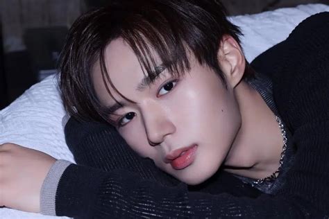 Weis Kim Jun Seo Temporarily Halts Group Activities Reported To Join