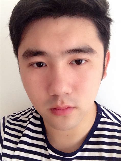 24岁男生真人 五十岁女人真人 伤感说说吧
