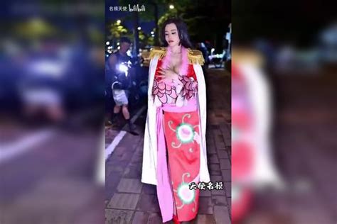 吃糖吐泡泡1
