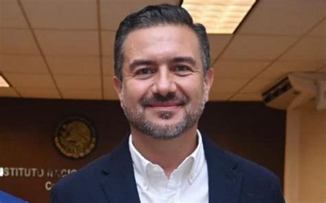 Miguel Ángel Yunes pide licencia al Senado por problemas de salud