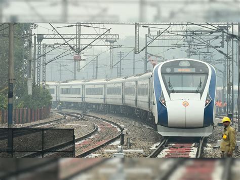 Railways Plans To Manufacture 640 Coaches Of Train 18 In Three Years