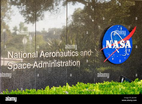 The Entrance To Nasas Jet Propulsion Laboratory In La Canada Usa