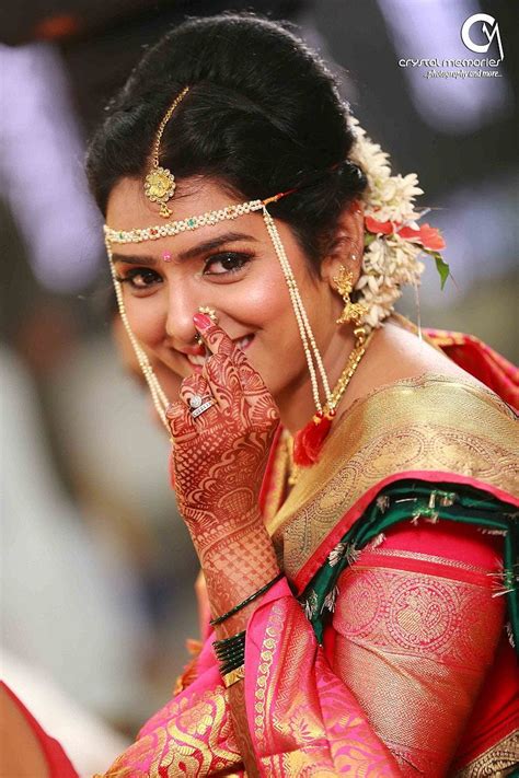 Marathi Bride Hairstyle