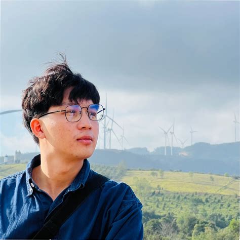 Phuong Tran Software Engineer Crafting Digital Solutions