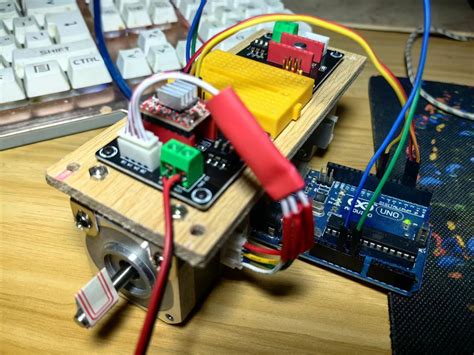 【花雕学编程】arduino动手做（223） 42步进电机二相四线 a4988驱动模块 设置扩展板 makelog 造物记