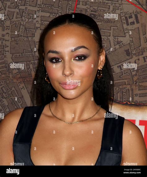 New York Usa 27th Oct 2022 Abbie Hern Attending The Enola Holmes 2