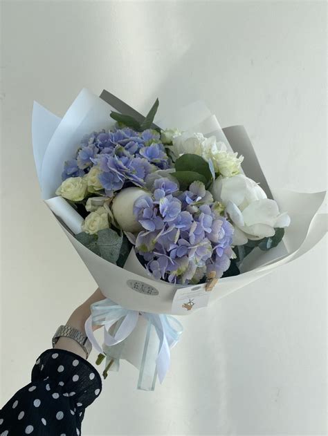 Пин на доске —florals— Небольшие цветники Флористика Простые