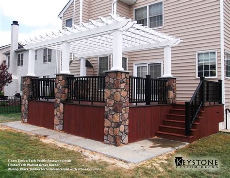 Timbertech Pacific Rosewood Deck With Black Timbertech Radiance Rail