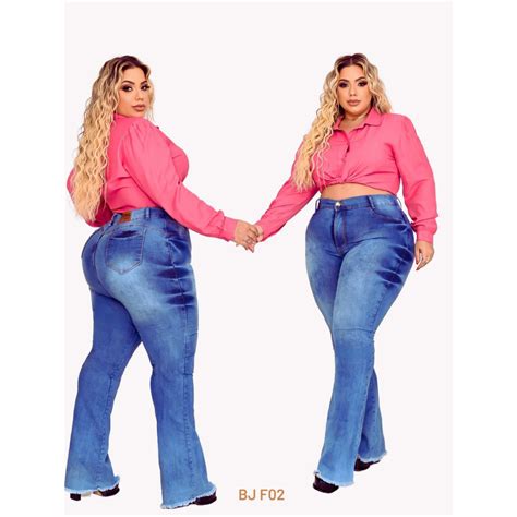 Calça Jeans Flare Feminina Plus Size Levanta Bumbum Premium Curve