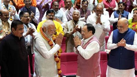 At Bjp Meet Pm Modi Tells Mps To Focus On Social Issues Reach Out To