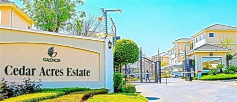 Cedar Acres Estate Three Bedroom Two Bathroom Middle Floor Apartment