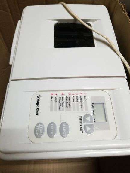 Magic Chef Bread Maker All Clad Skillet Crofton Skillet And More Trice Auctions