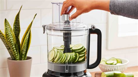 Food Processor Vs Food Chopper The Differences Kitchenaid Ie