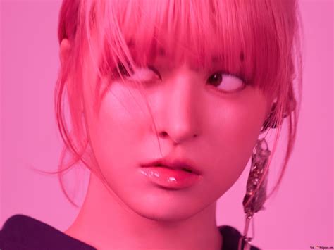 Lily De Nmixx Kpop Band Love Me Like This Mv Shoot álbum De