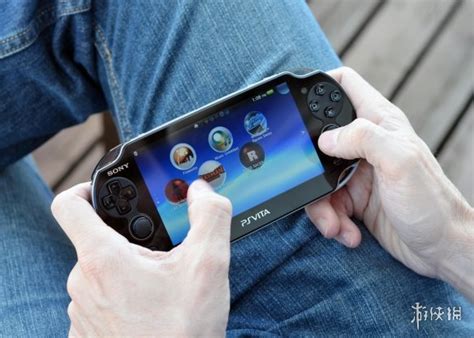 国外技术达人在steam Deck上成功运行psv模拟器！腾讯新闻