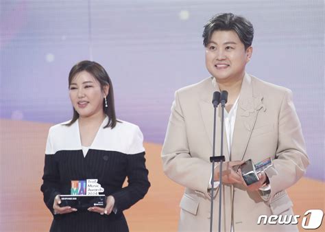 송가인·김호중 팬들이 뽑은 인기상 뉴스1