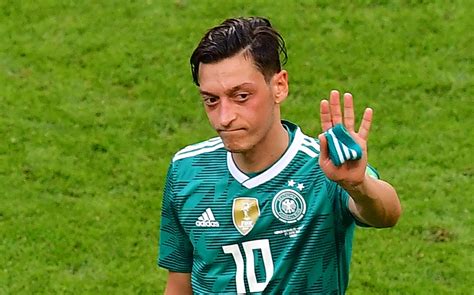 Mesut Özil Anuncia Su Retiro Como Futbolista Profesional A Los 34 Años