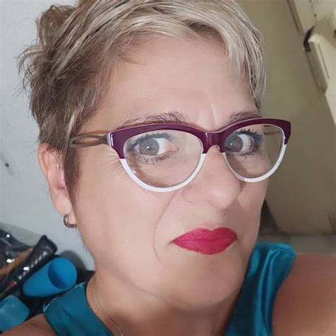 Andrea Pelnar Andrea Pelnar On Threads