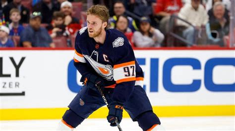 Connor Mcdavid Comme Raymond Bourque Tva Sports