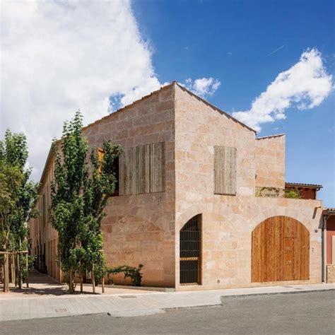 The Dezeen Guide To Brutalist Architecture