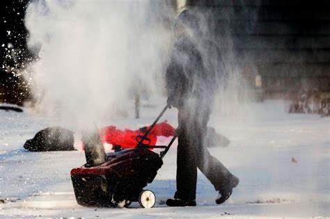 Wild Winter Storm In Us Disrupts Christmas Travel Weather News Al