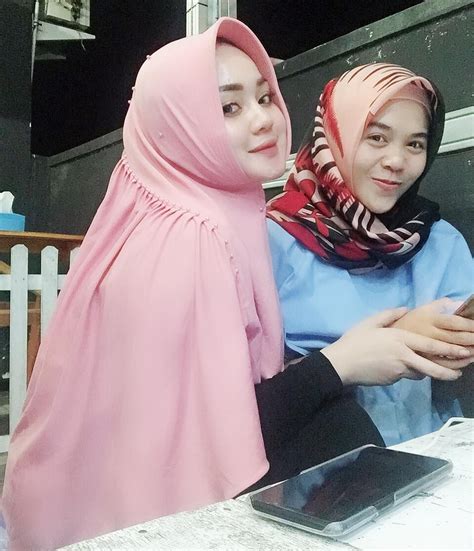 Bahagia Gak Harus Tentang Pacar Merry Fashion Instagram