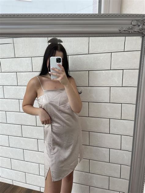 Reserved атласна шовкова сукня — ціна 450 грн у каталозі Короткі сукні Купити жіночі речі за