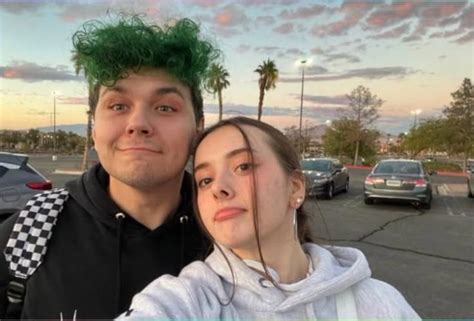 Пин на доске Милс кел в 2024 г Мемы знаменитостей Антон Комики