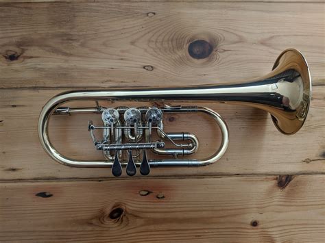 Modern Trumpet Gallery — Norwich Natural Trumpets