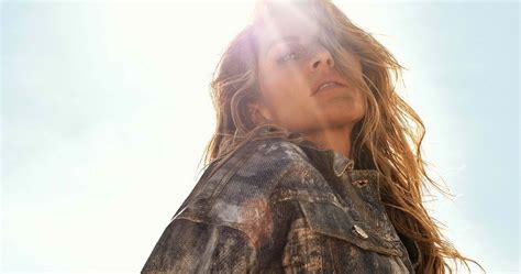 Gisele Bundchen Smolders In Colcci Summer Denim Ad