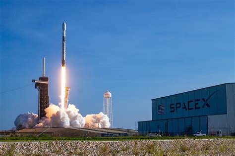 スペースx、12回目のスターリンク衛星打ち上げを実施。累計713基に