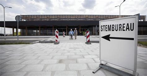 Voorlopige Exitpoll PvdA Grootste Partij Met Zetels FVD Op NRC