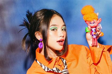 Lagu Baru Anneth Ini Lirik Lengkap Pandai Bicara Yang Galau Abis