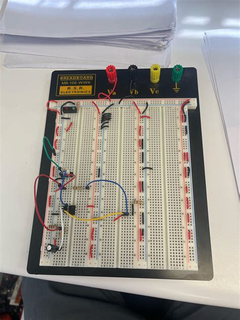 First Relaxation Oscillator R Electronics