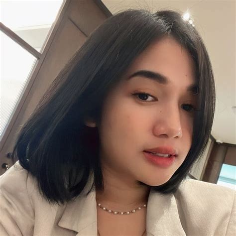 Chika Chikaats On Threads
