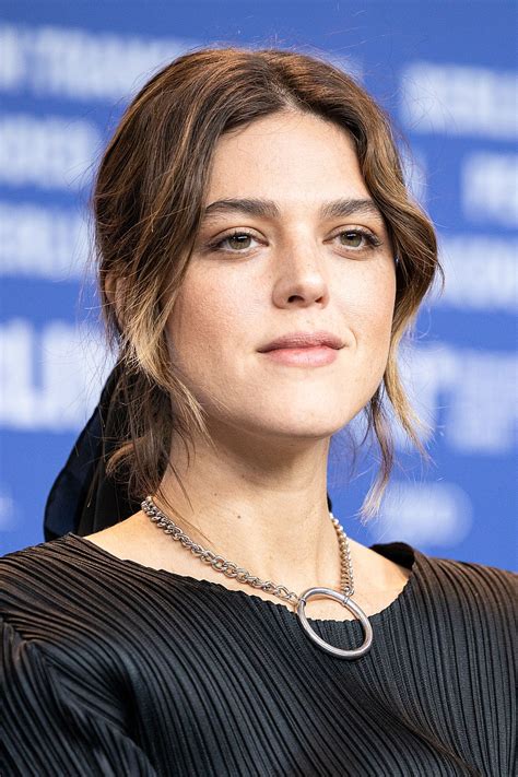 Callie Hernandez Wikipedia