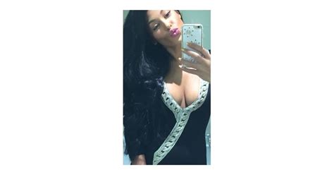 Ayem Nour décolleté ultra sexy sur Twitter pour la nouvelle année Purebreak