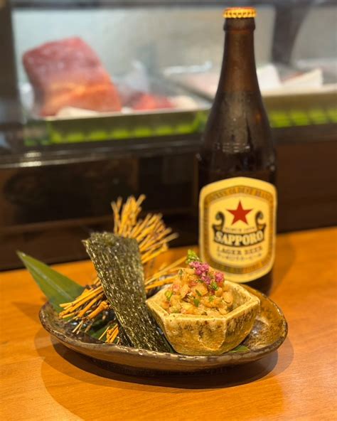 魚座商店 炉端の魚座 【生本マグロ丼定食】 本マグロを贅沢に使用した人気の定食です🐟 マグロ好きはこの定食一択です！是非どうぞ