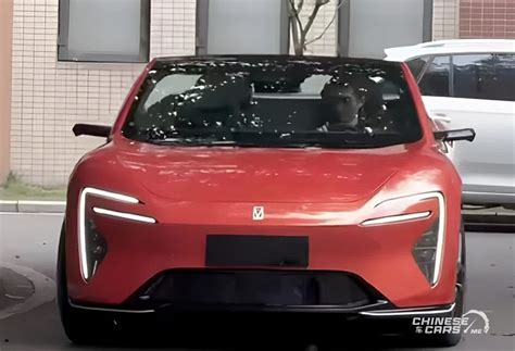 صور تسريبية لسيارة Avatr 06 الجديدة المكشوفة في الصين شبكة السيارات الصينية