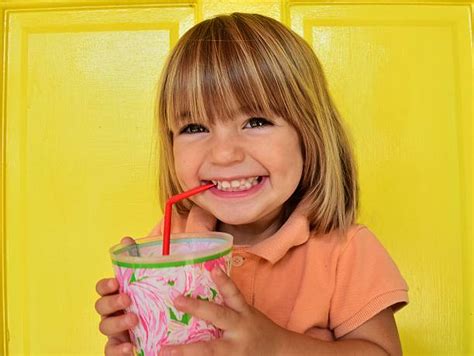 36 900 Yum Photos Taleaux Et Images Libre De Droits Istock