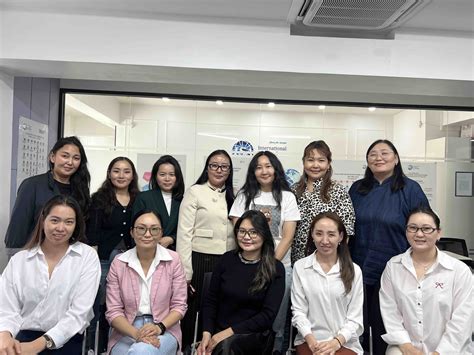 Олон Улсын Стандартын Олон Улсын Стандартын Академи