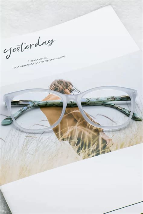 H5088 Oval White Eyeglasses Frames Leoptique