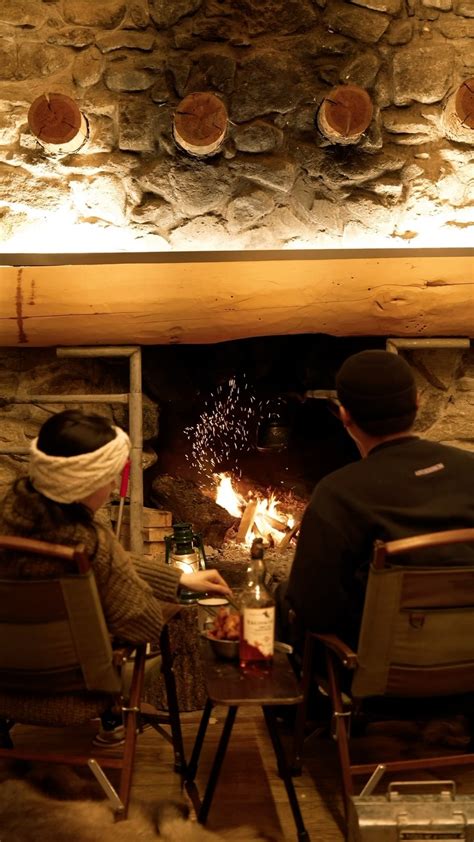 🌲lama 광고 바다에서 만든 위스키 탈리스커 소금기 있는 바다향과 강한 피트향 불에 그을린 훈연향과 후추향이 매력적인 탈리스커는 오이스터 등 해산물과 아주 잘