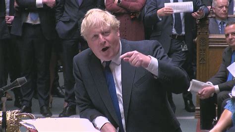 約翰遜堅拒就誠信問題下台 英政府逾20官員不滿請辭 Now 新聞