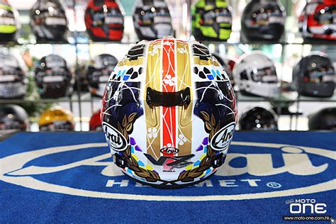 ARAI VZ RAM NAKAGAMI GP2 日本MotoGP車手中上貴晶繽紛色彩與幸運四葉草開面頭盔 現貨發售