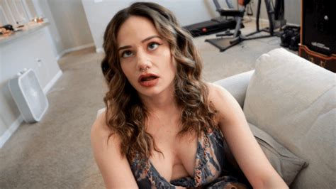 Mesmereyezed For Her Feet Mia Hd Gg Fetish Media Clips4sale