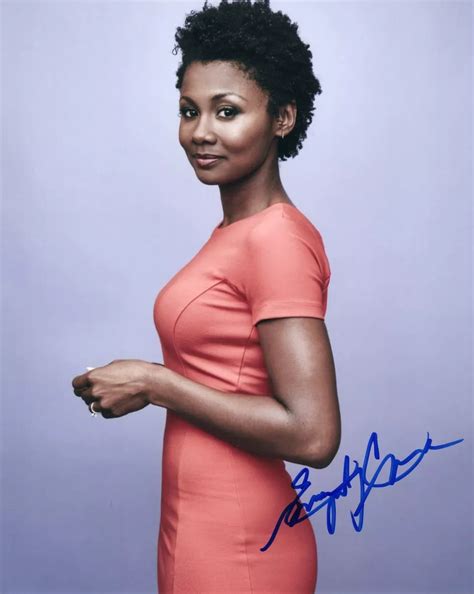 Emayatzy Corinealdi