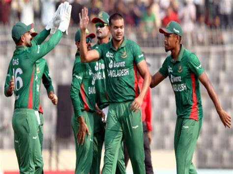 Najmul Hossain Shanto And Mehidy Hasan Miraz Shine As Bangladesh